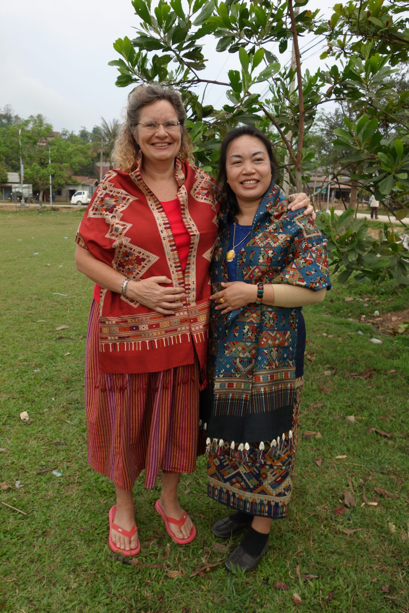 On the Fringe | Above the Fray: Traditional HIlltribe Art's Blog